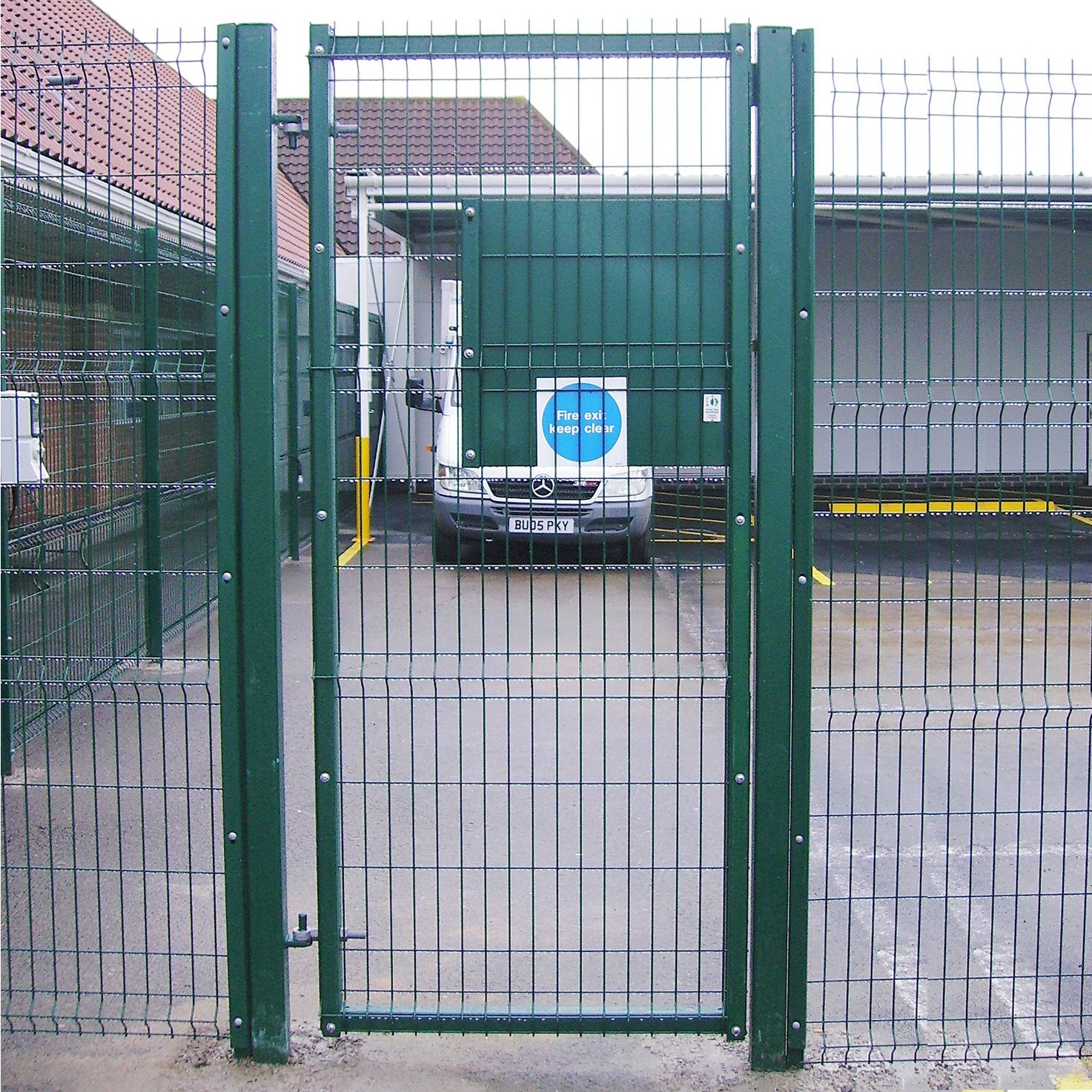 IAE Vmex® Single Leaf Gate 1200mm x 1800mm C/W Posts