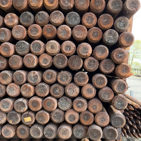 Creosoted Norwegian Pine Stob 2.1m x 100mm | Creosote Posts