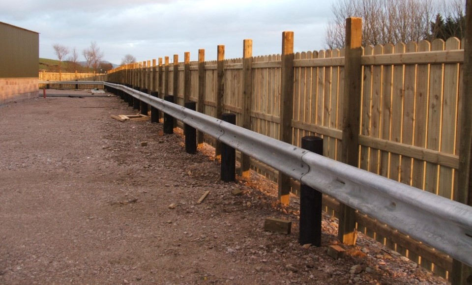 Contract Security Fencing